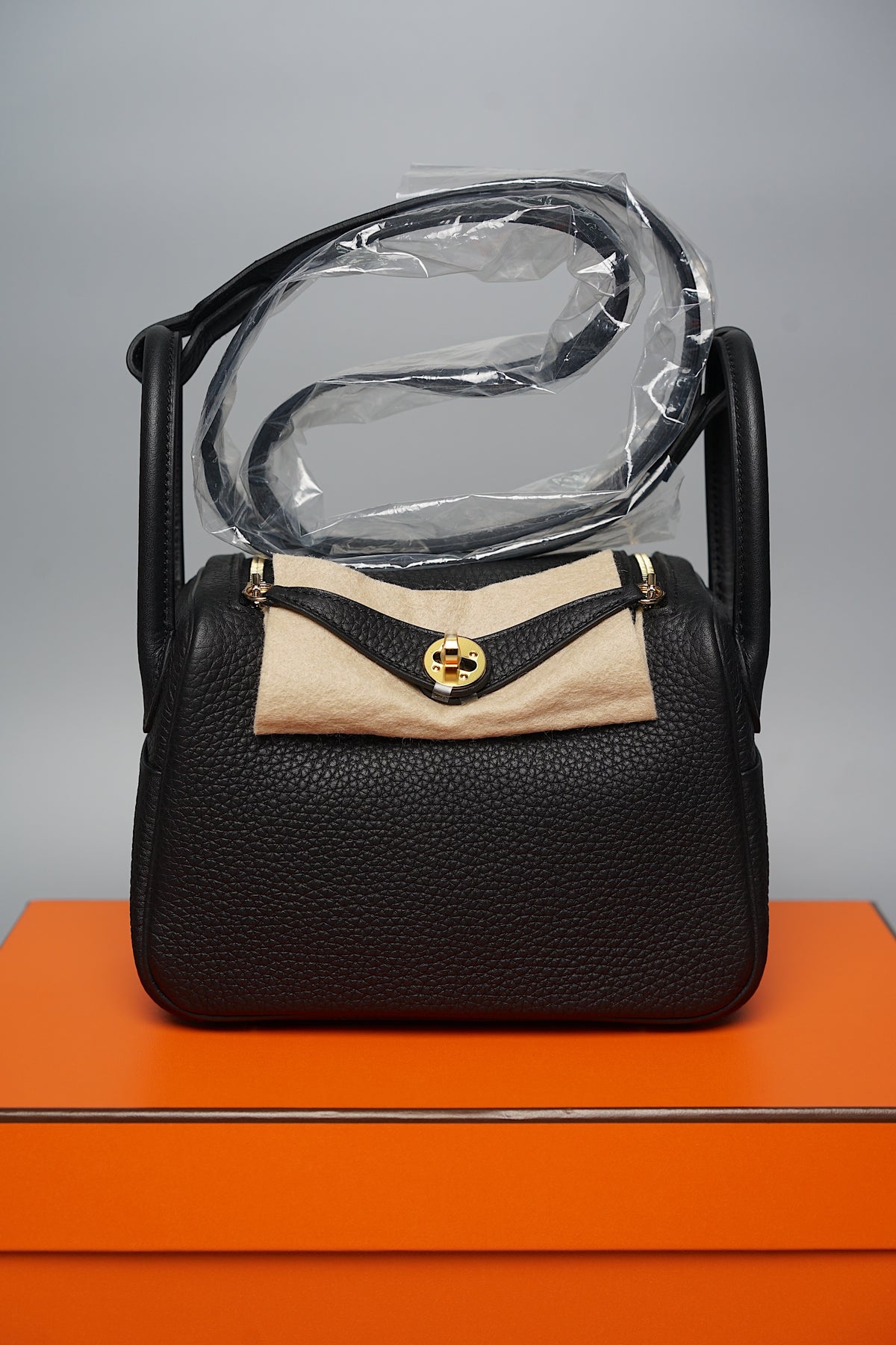 Hermes Mini Lindy ll in Noir Ghw (Brand New)– ORANGEPORTER