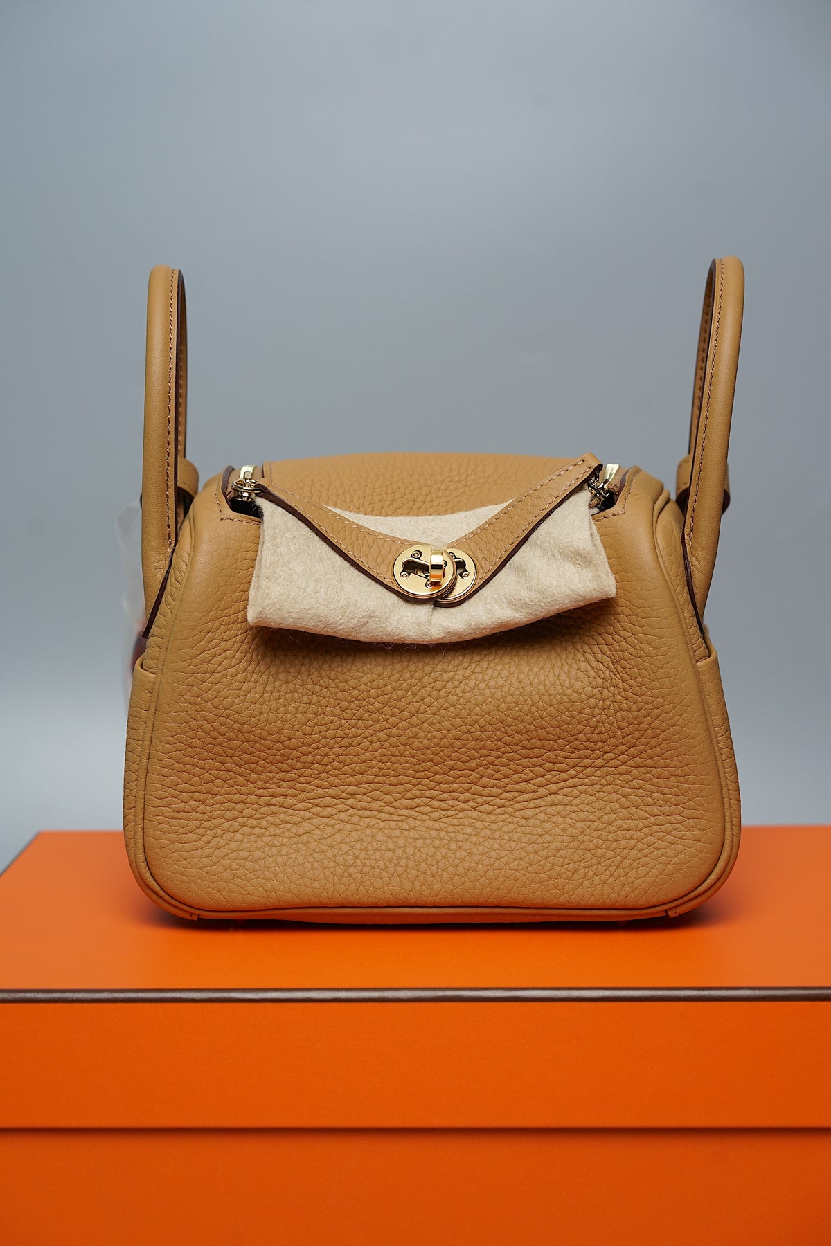 Hermes Mini Lindy in Biscuit Ghw (Brand New)– orangeporter