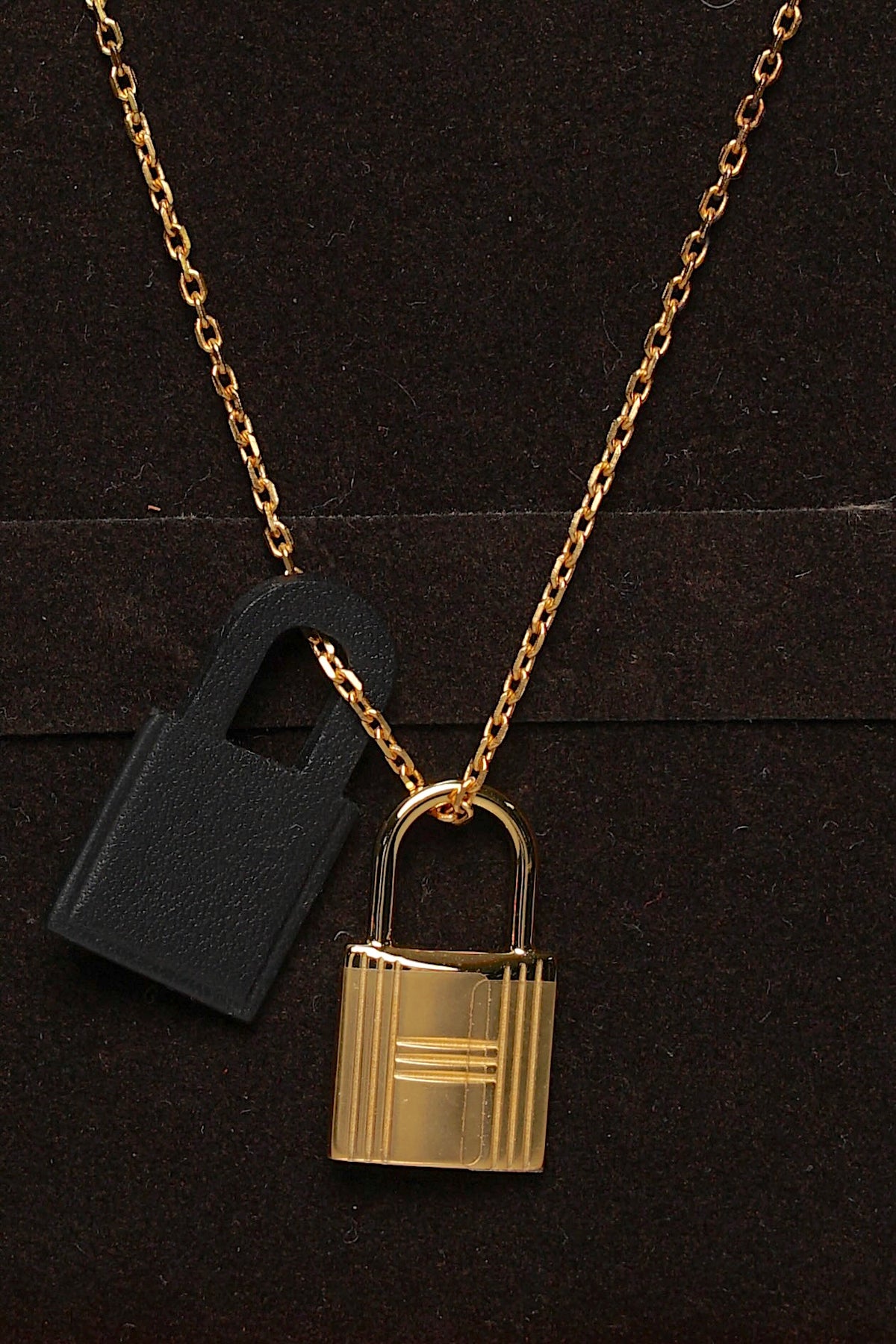 Hermes O'Kelly Necklace in Black Ghw (Brand New)– orange porter