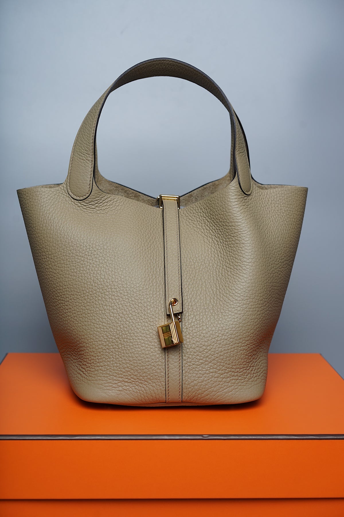 Hermes Picotin 22 in Beige Marfa Ghw (Brand New)– orange porter