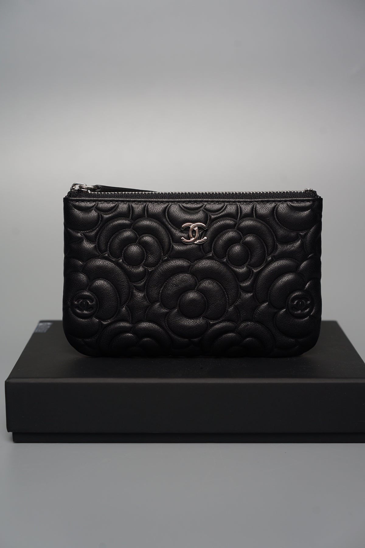 Chanel Mini O Case in Black Camellia– ORANGEPORTER