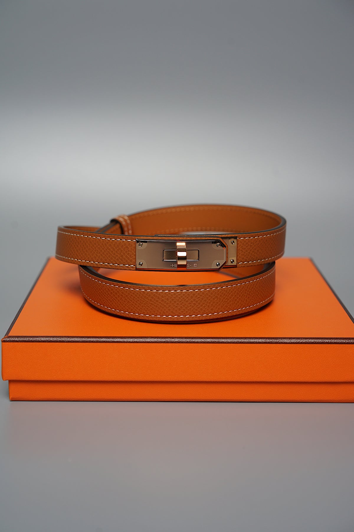 Hermes Kelly 18 Belt Gold in Rghw (Brand New)– orange porter