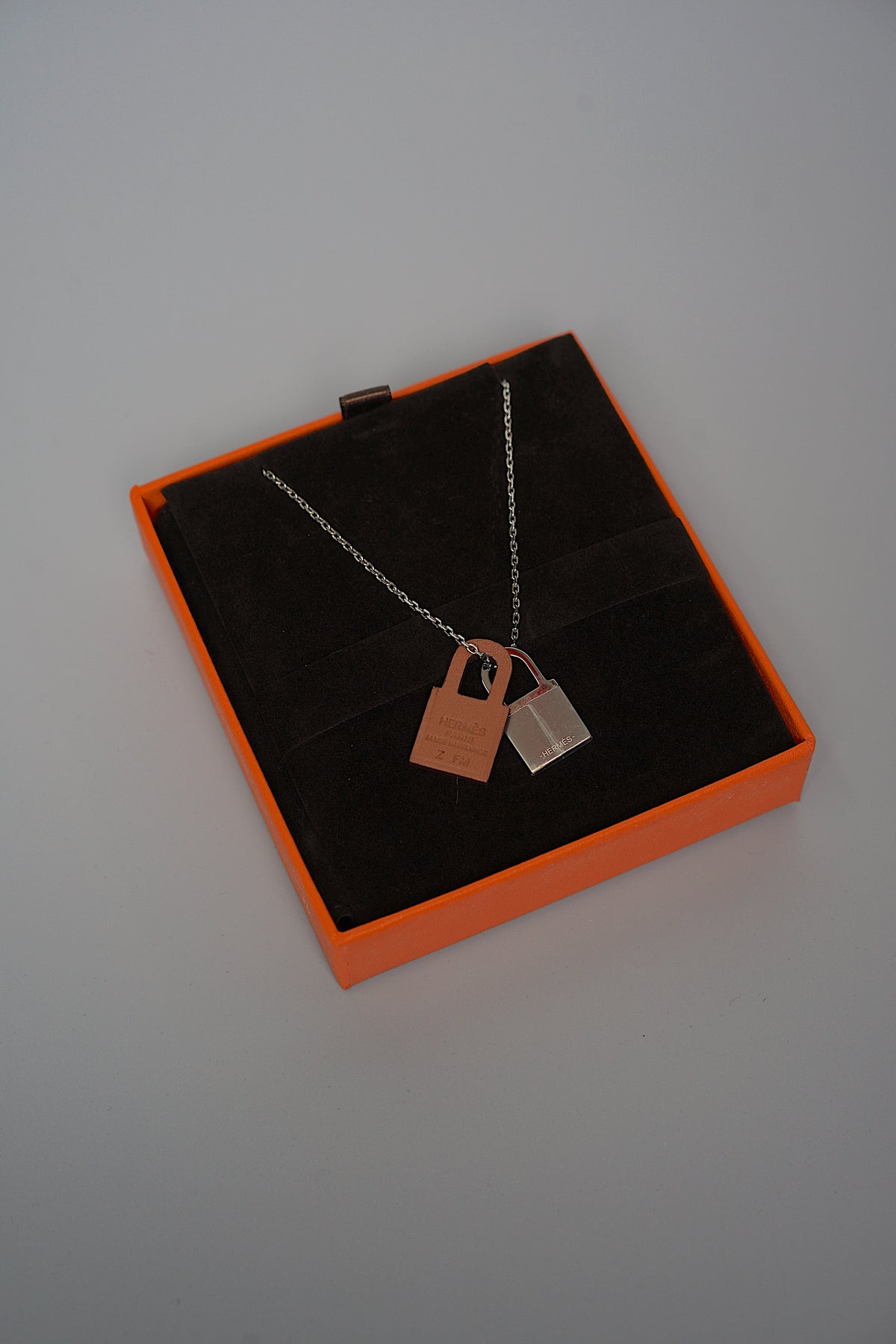 Hermes O'Kelly Necklace in Gold Phw (Brand New)– orange porter