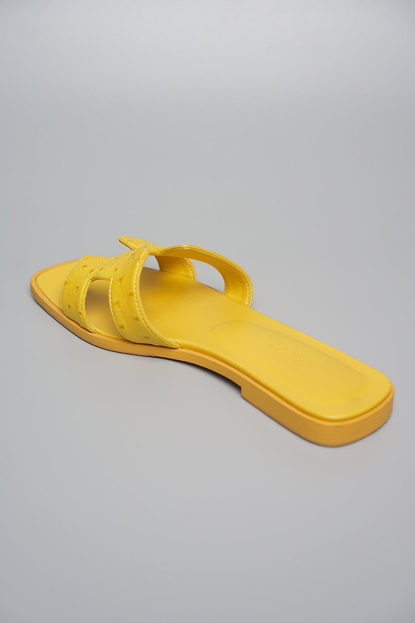 Hermes Oran Sandals in Jaune Citron Ostrich Size 37– orangeporter
