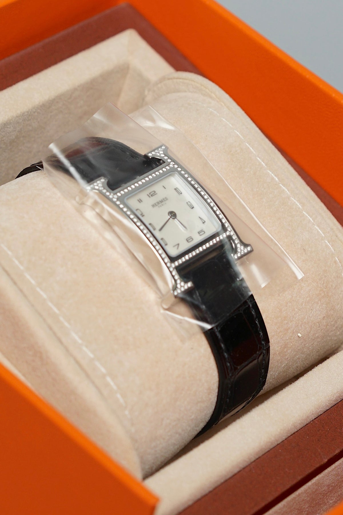 Hermes Heure H Watch in Noir Phw (Brand New)– orange porter